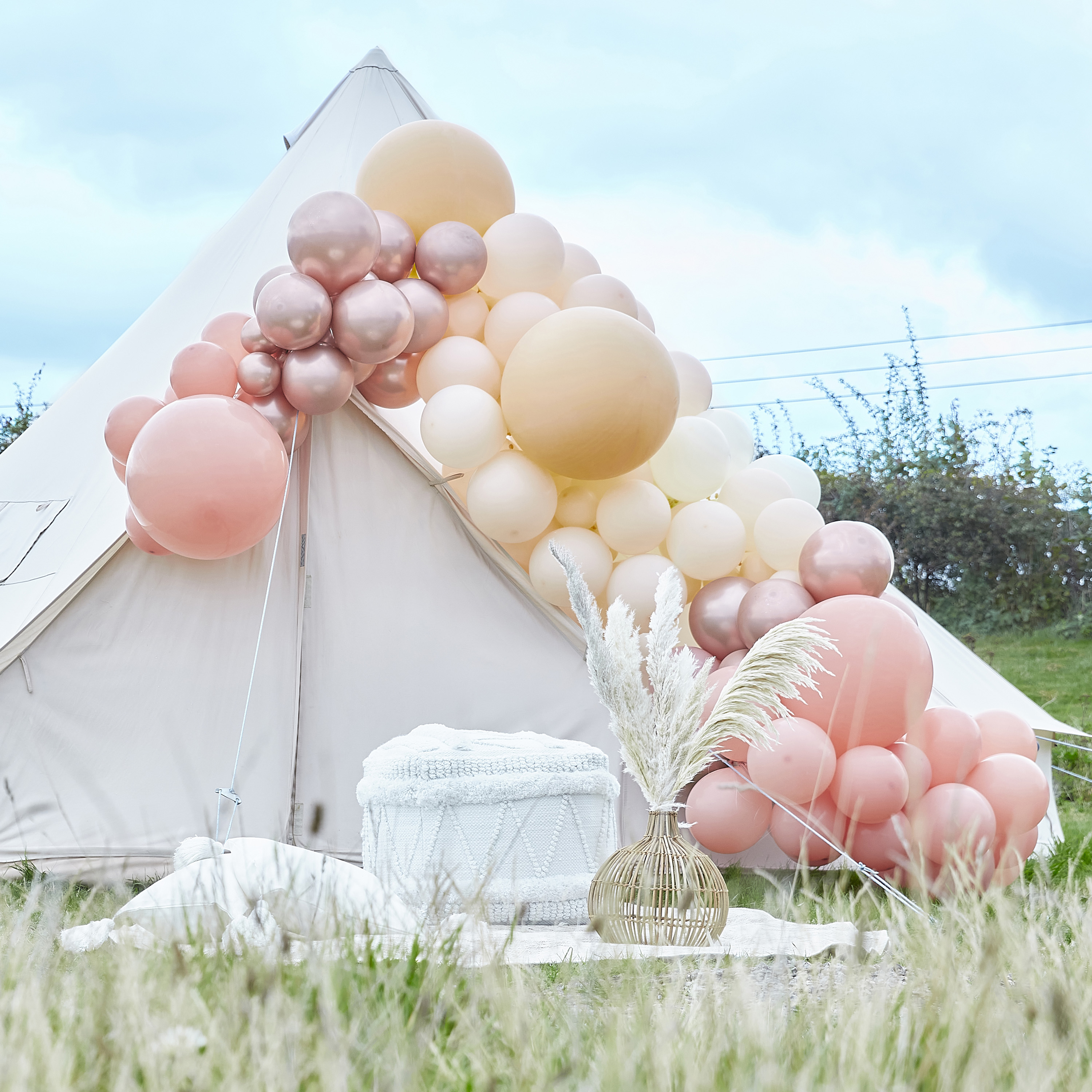 Luxe Peach, Nude And Rose Gold Balloon Arch Kit | Ginger Ray