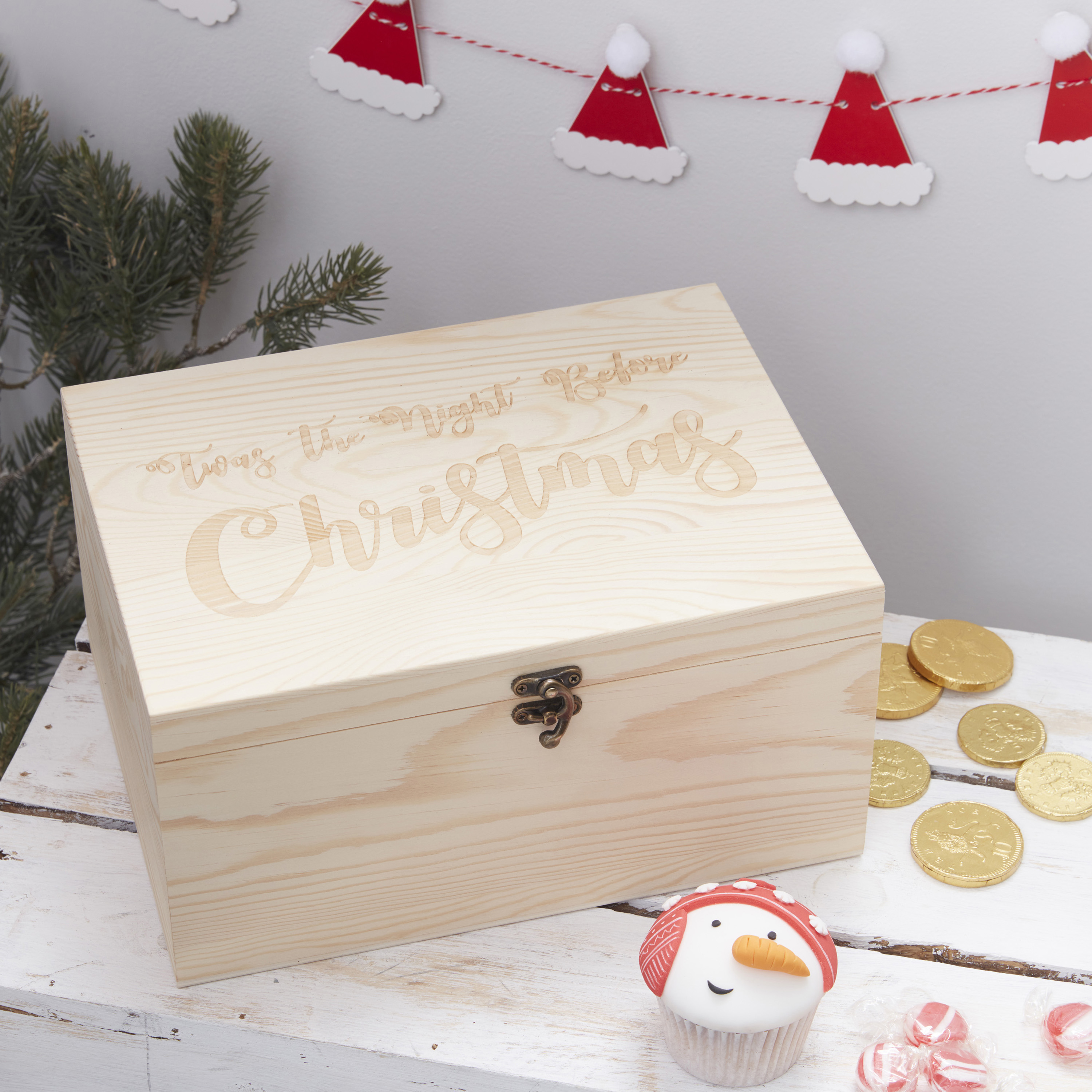 Wooden Christmas Eve Box | Ginger Ray