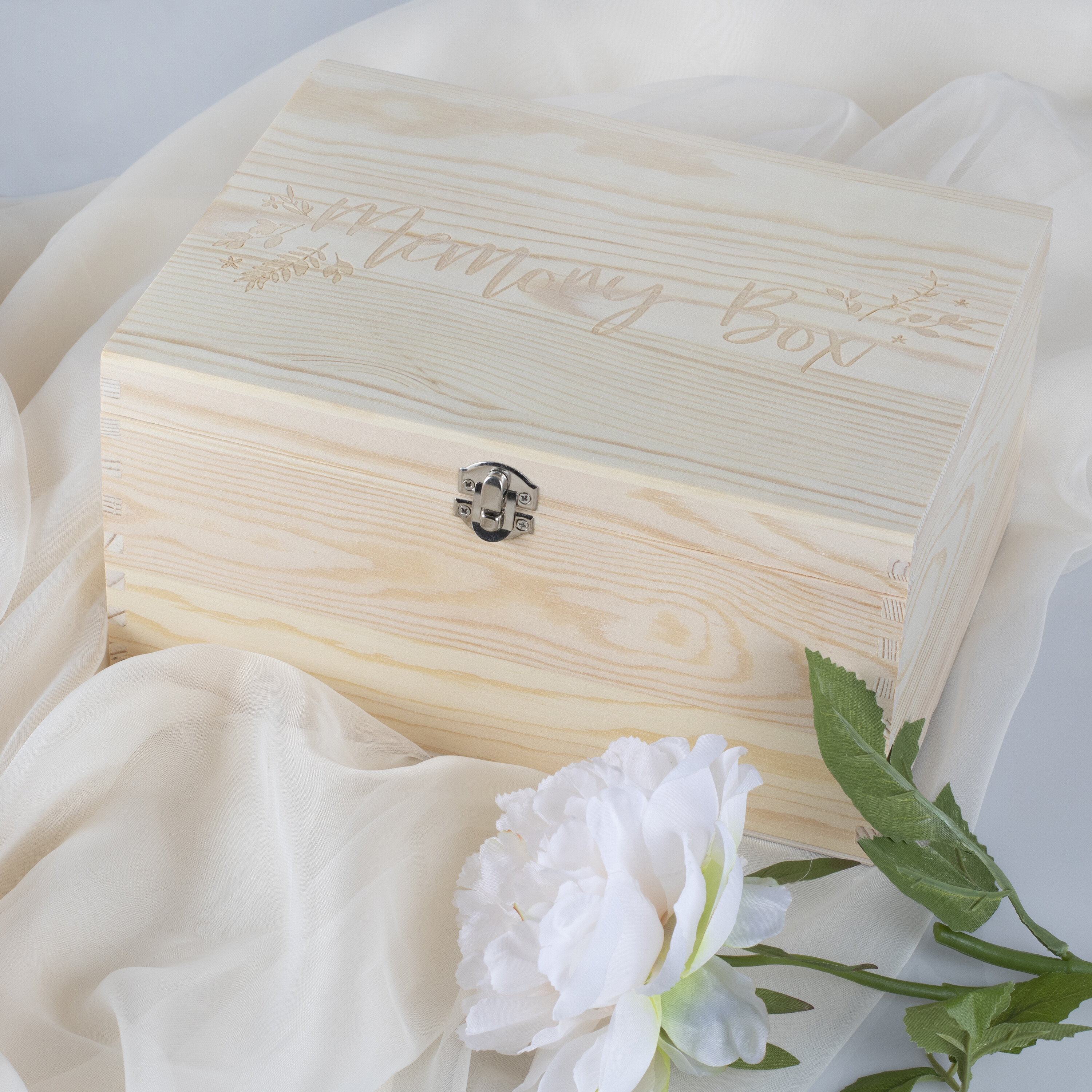 Wooden Memory Box | Ginger Ray